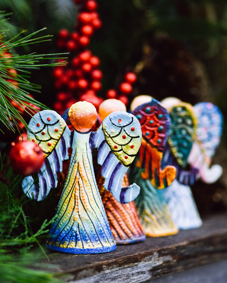 Mini Painted Angels with Curled Wings Set (Set of 4) | Extol Wholesale